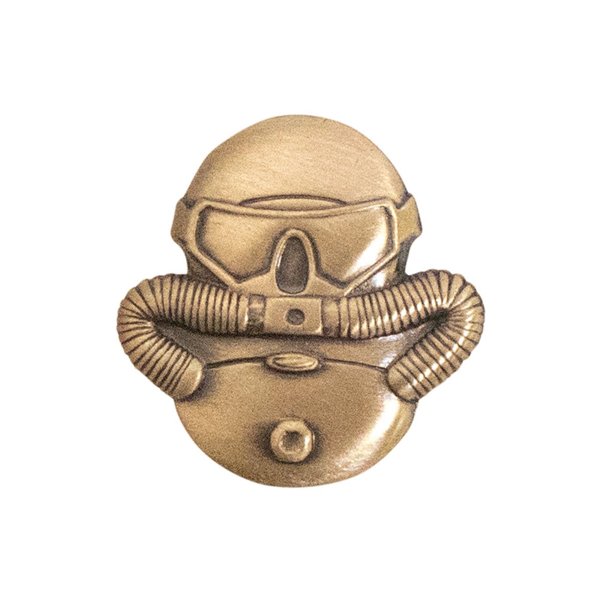 Usmc Breast Badge Combatant Divers Antigue Gold | Qualification Badges ...